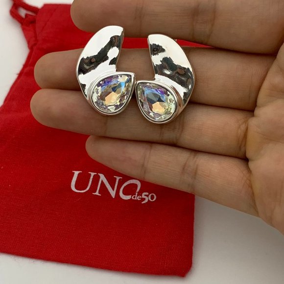 UNO de 50 | Jewelry | Uno De 5 Orchid Ear Studs Earrings Mrs Begum ...
